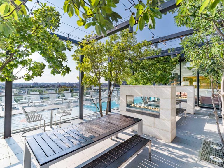 Amenities & Services - City Market at O